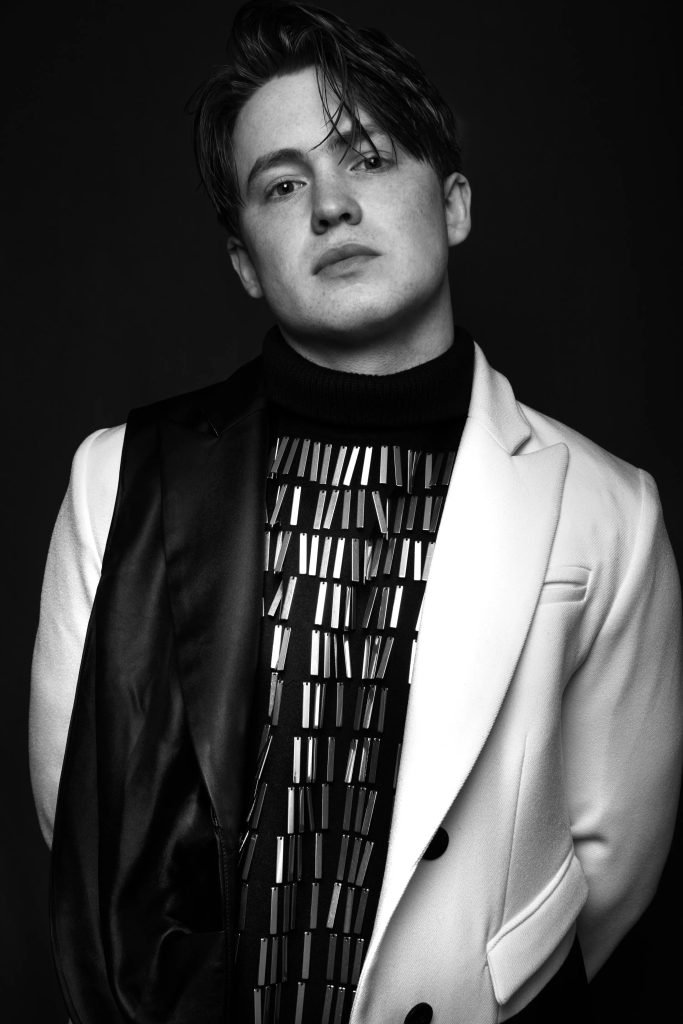 Kit Connor en Cool America Magazine - No Es País Para Cinéfilos