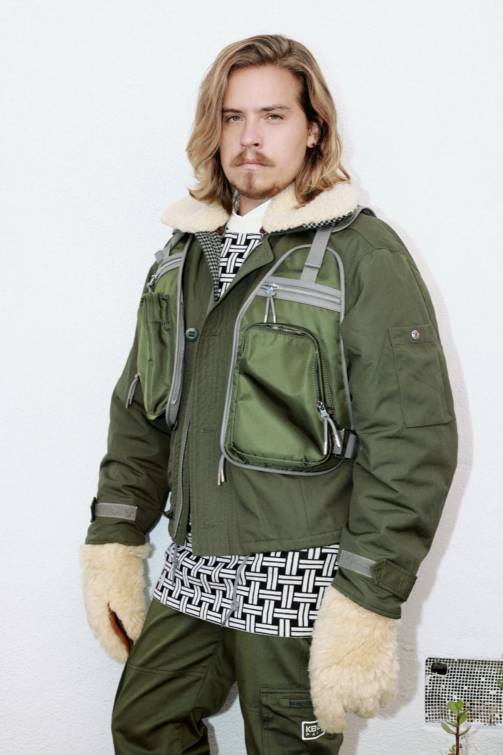 Dylan Sprouse en Contentmode Magazine - No Es País Para Cinéfilos