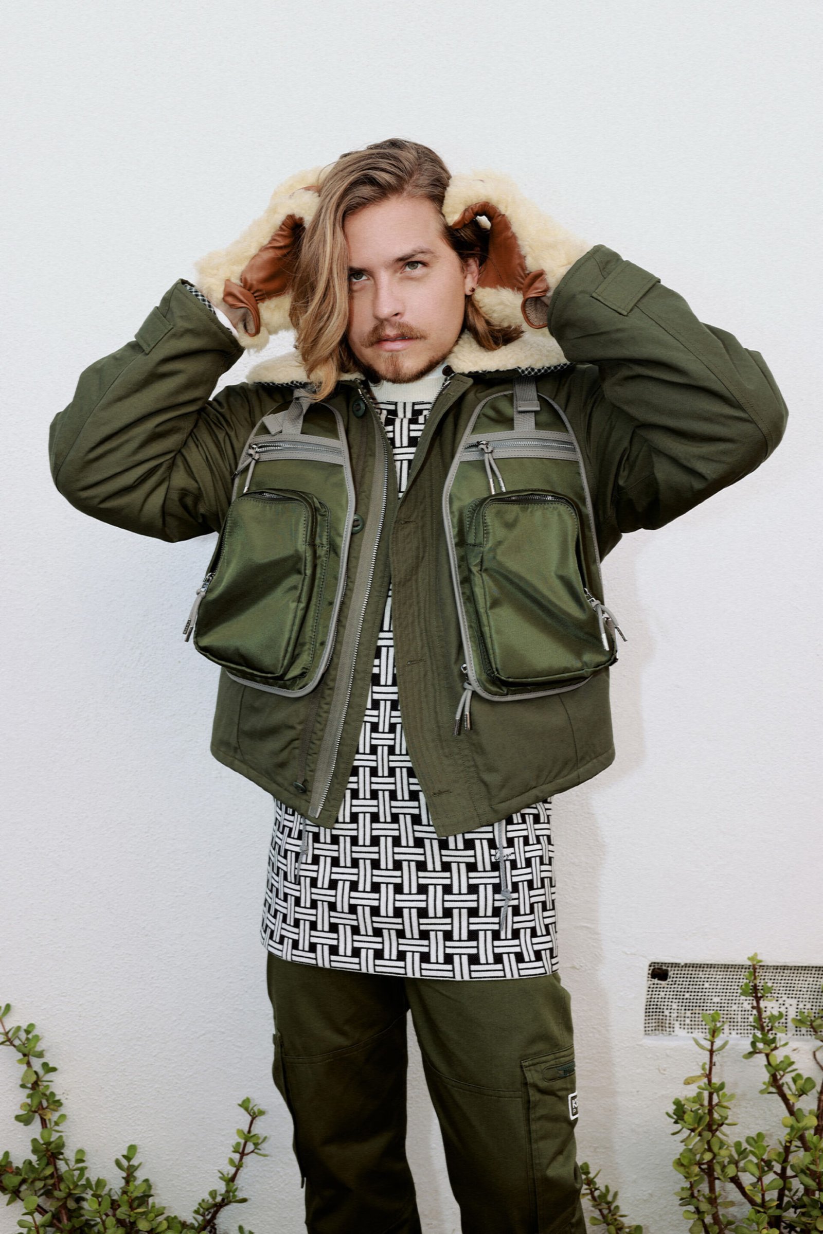 Dylan Sprouse en Contentmode Magazine - No Es País Para Cinéfilos