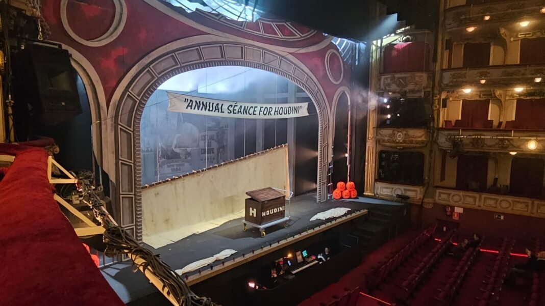 Así es "Houdini, un musical mágico": más show que magia… y funciona ...
